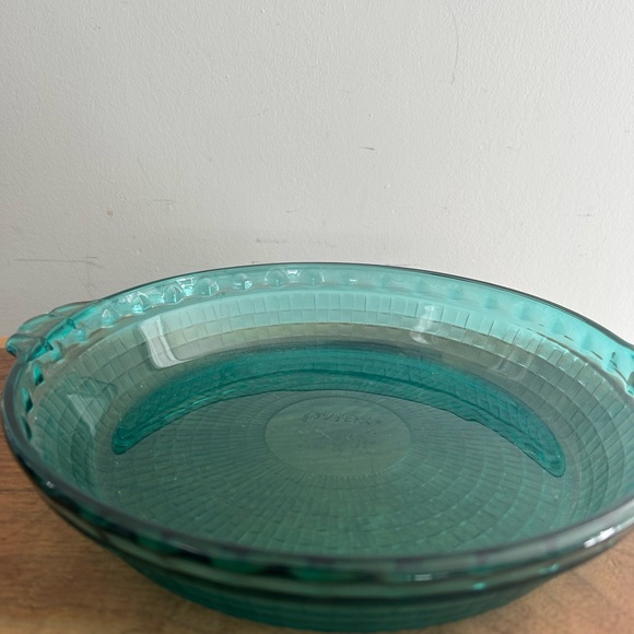 Pyrex | Dining | Vintage Pyrex Peacock Green Teal Turquoise Basketweave ...